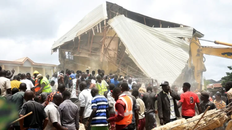 Lagos Public School Building Collapses In Ikorodu- GlamTush